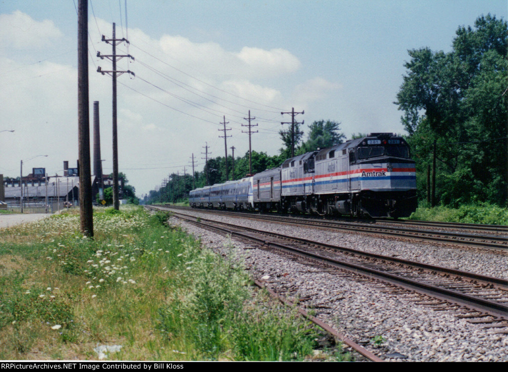 Amtrak 281
